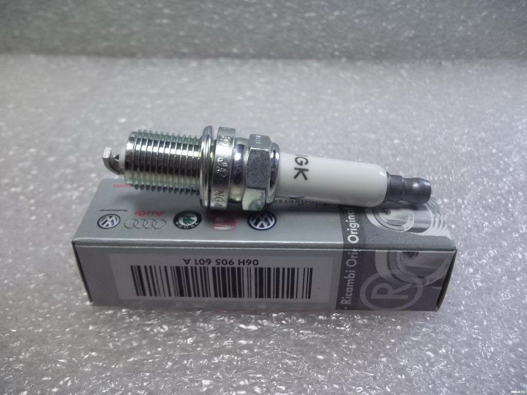 Свеча зажигания CJKB VAG 06H905601A
