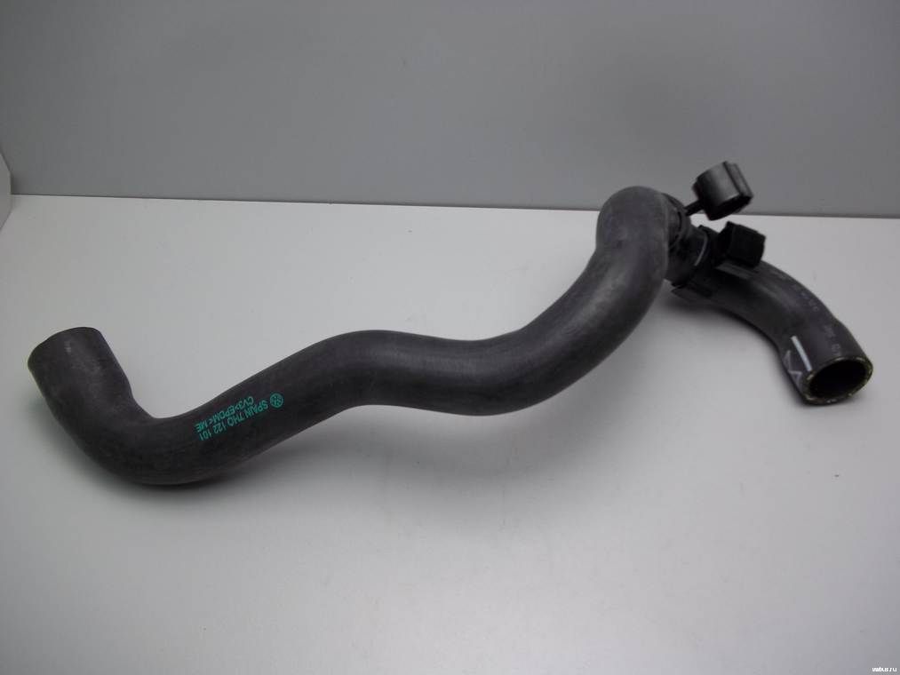 Шланг системы охлаждения VAG 7H0122101