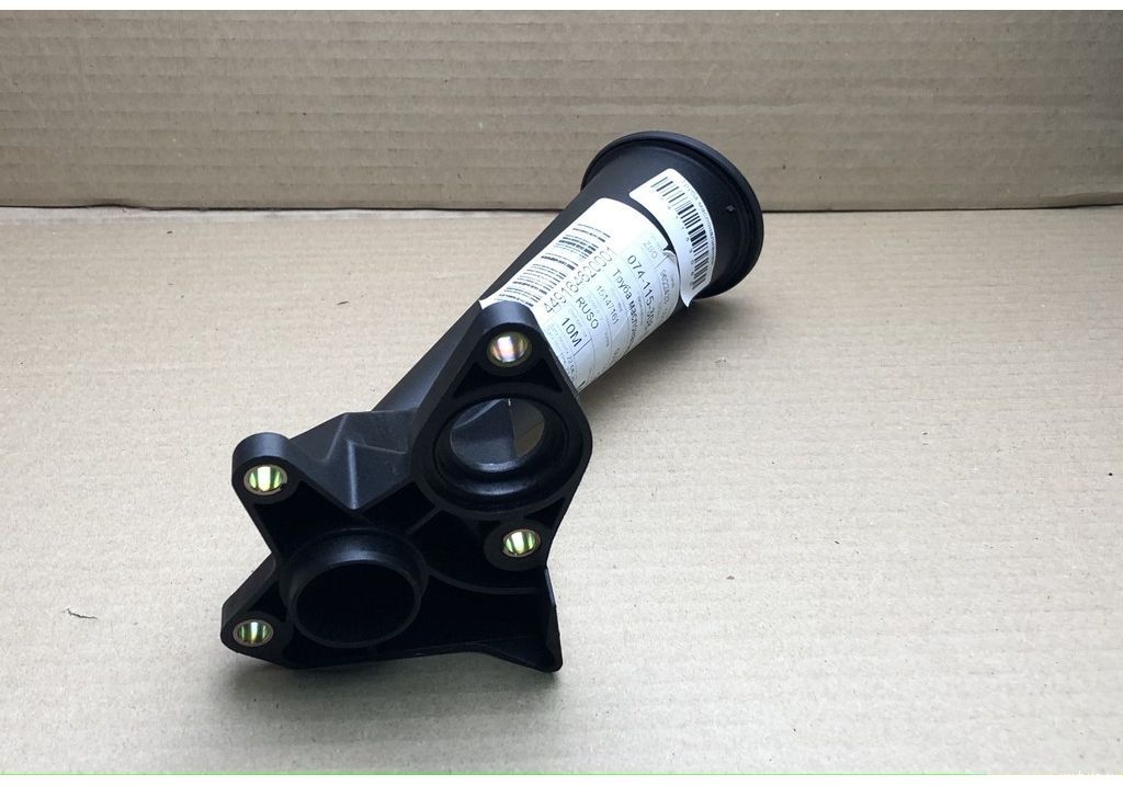 Горловина маслозаливная VAG 074115308E Б/У