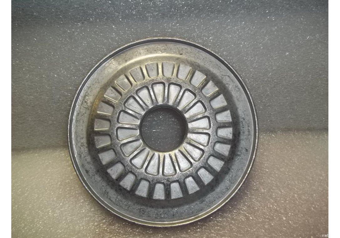 Амортизатор передний тарелка пружины 2015 >> VAG 7H0412341A