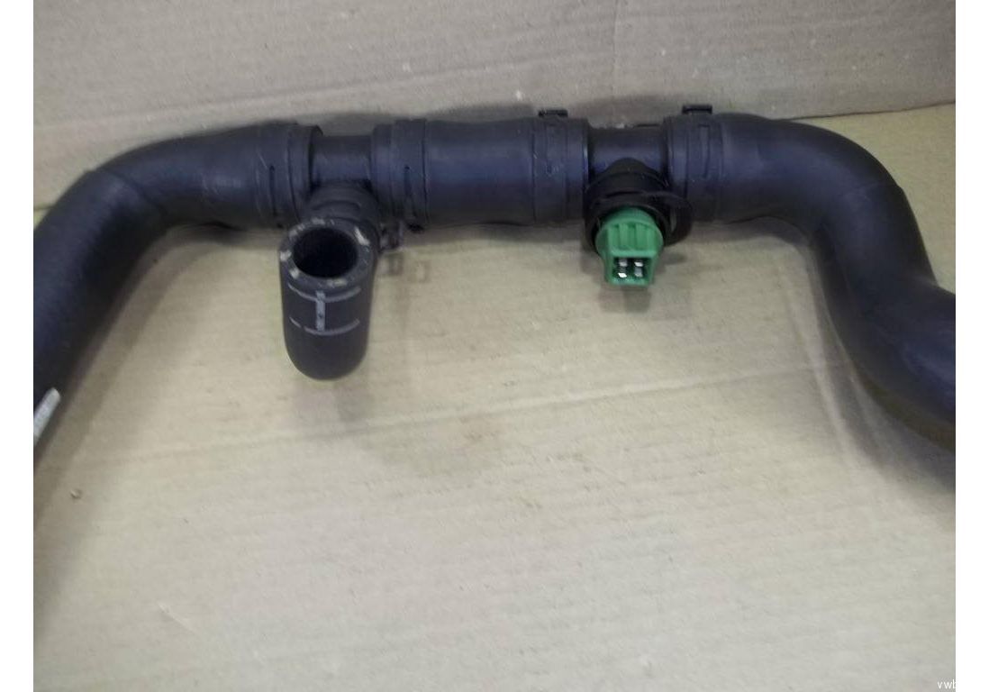 Шланг охлаждения VAG 074121086F