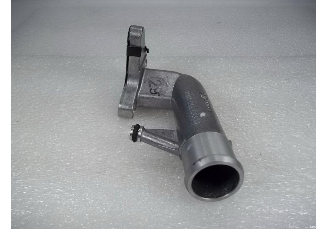 Тройник тосольный VAG 070121131B