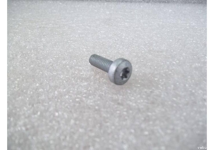 Виско-вентелятор- подшипник болт М6X18 VAG N10196103